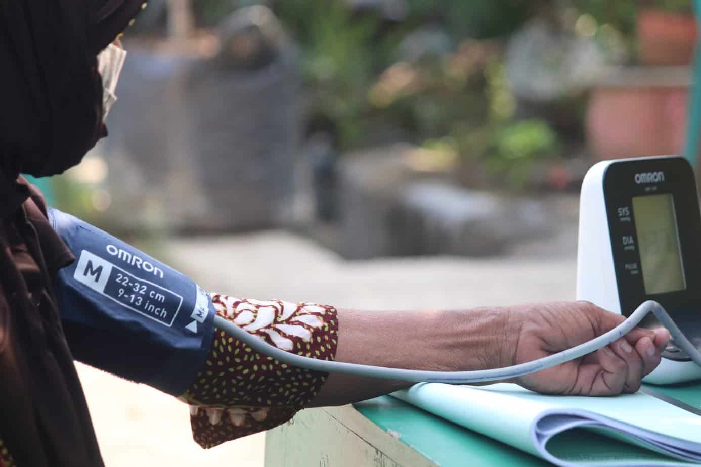 10 Ways to Control Blood Pressure Naturally - Allon-Z Coaching